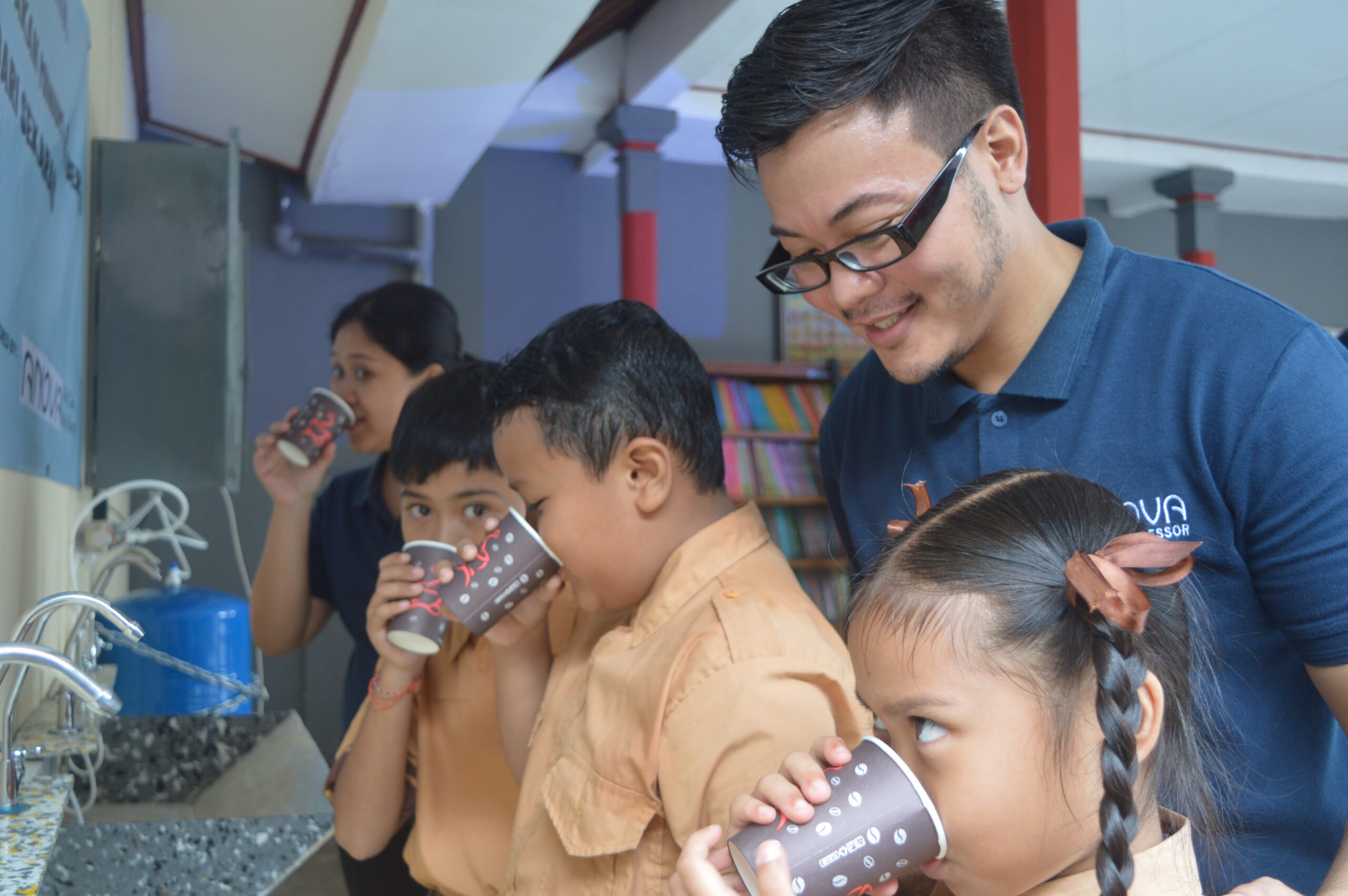 PT Seafood Inspection Laboratory CSR "We Care, We Share" at SDN 14 ...